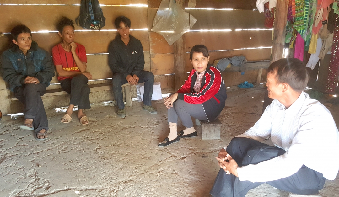 Trưởng thôn người Mông hết lòng vì công việc - Báo Đắk Lắk điện tử