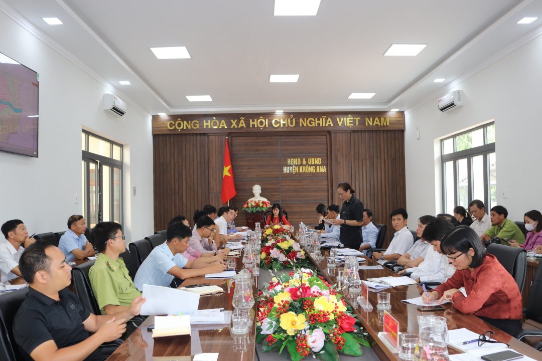 Bàn giao hồ sơ 2 di tích quốc gia thác Dray Sáp Thượng và thác Dray Nur ...